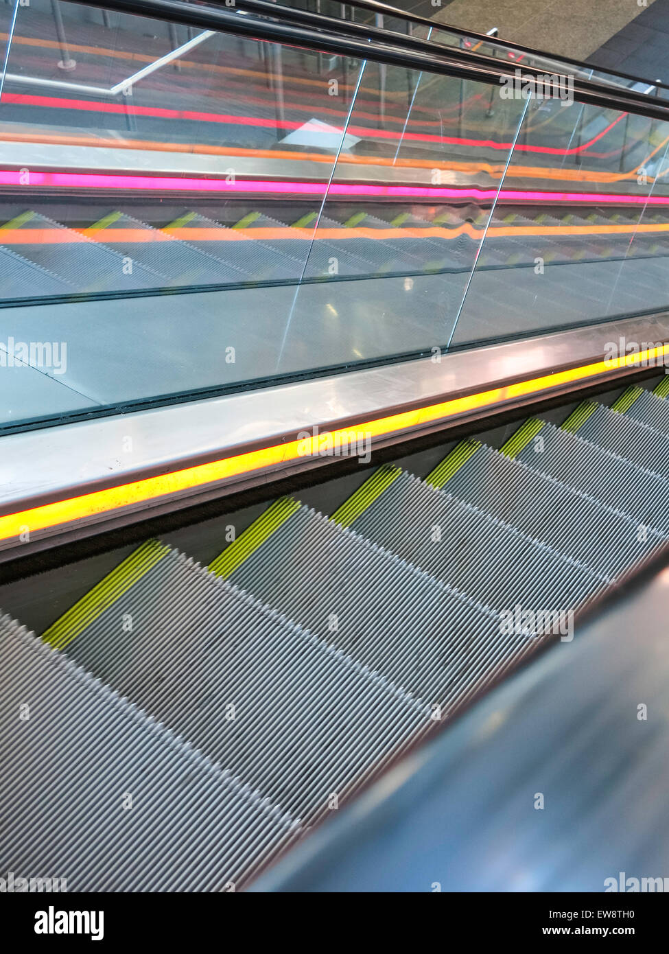 Escalators staircase hi-res stock photography and images - Alamy
