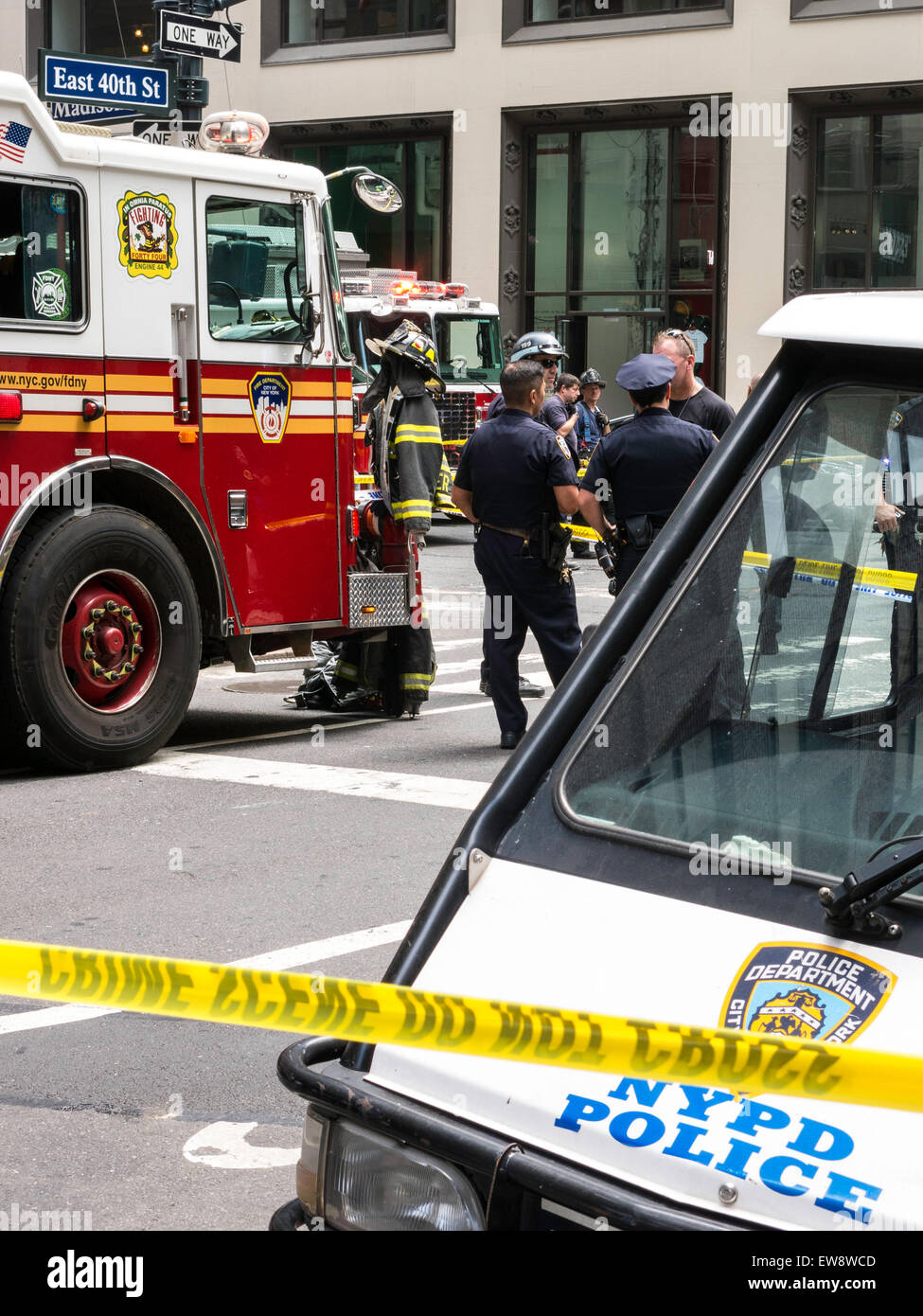 Nyc Emergency Site Hi res Stock Photography And Images Alamy nyc-emergency-site-hi-res-stock-photography-and-images-alamy
