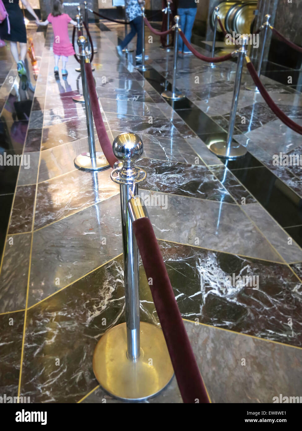 Velvet ropes lobby hi-res stock photography and images - Alamy
