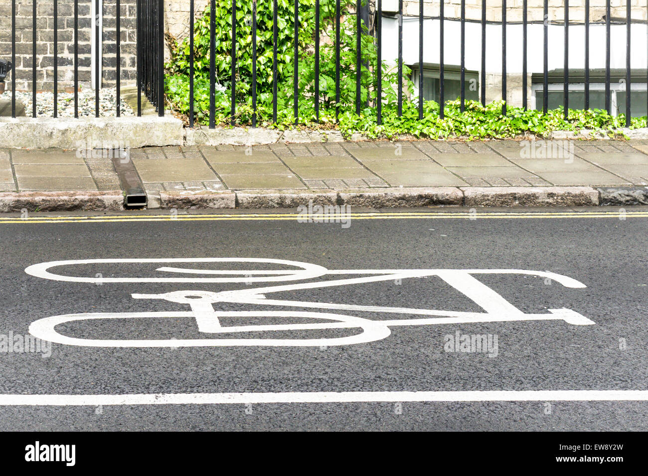 Bicycle stop lane at traffic light, UK Stock Photo - Alamy