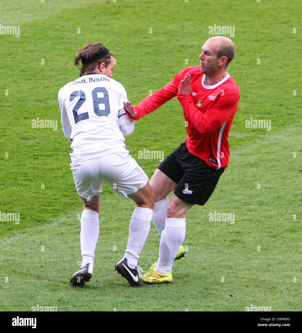 Louis tomlinson doncaster rovers hi-res stock photography and images ...