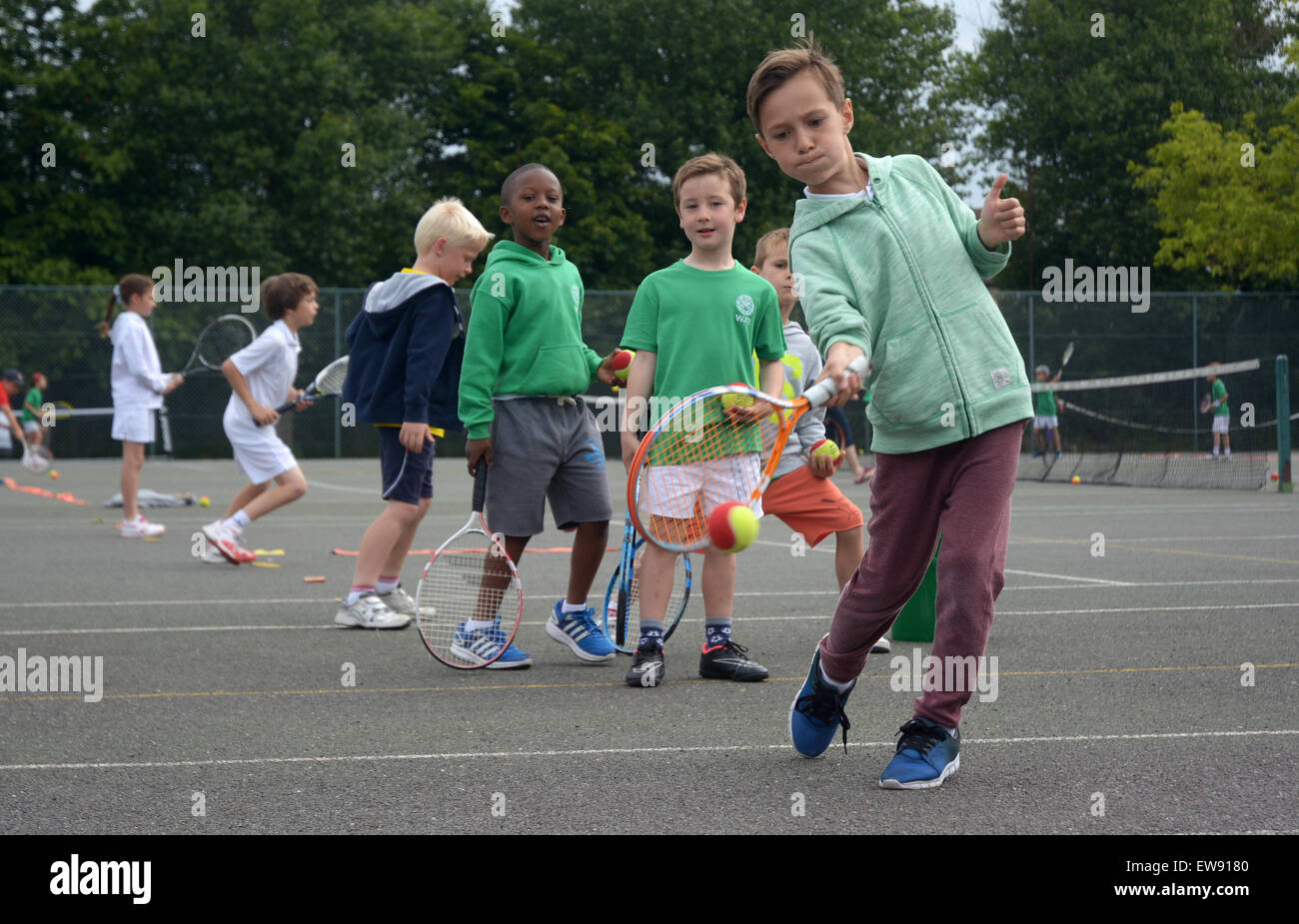 Picture shows members of the Wimbledon Junior Tennis Initiative (WJTI ...
