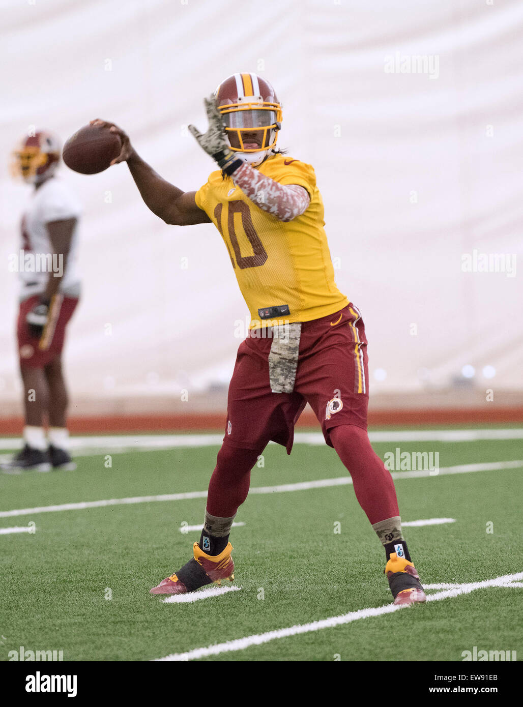 Robert griffin iii redskins hi-res stock photography and images - Alamy