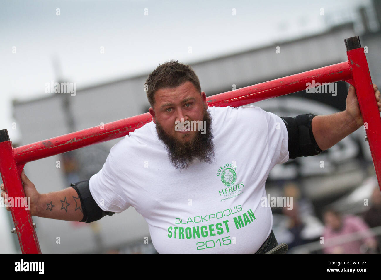 Bodybuilding bodybuilders competition fitness hi-res stock photography ...