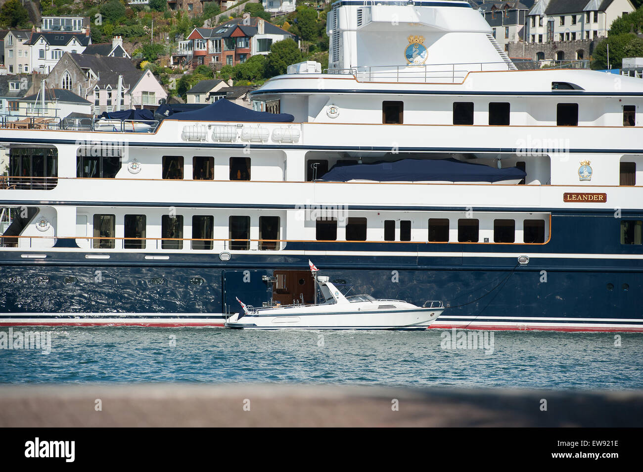 Donald gosling yacht hi-res stock photography and images - Alamy
