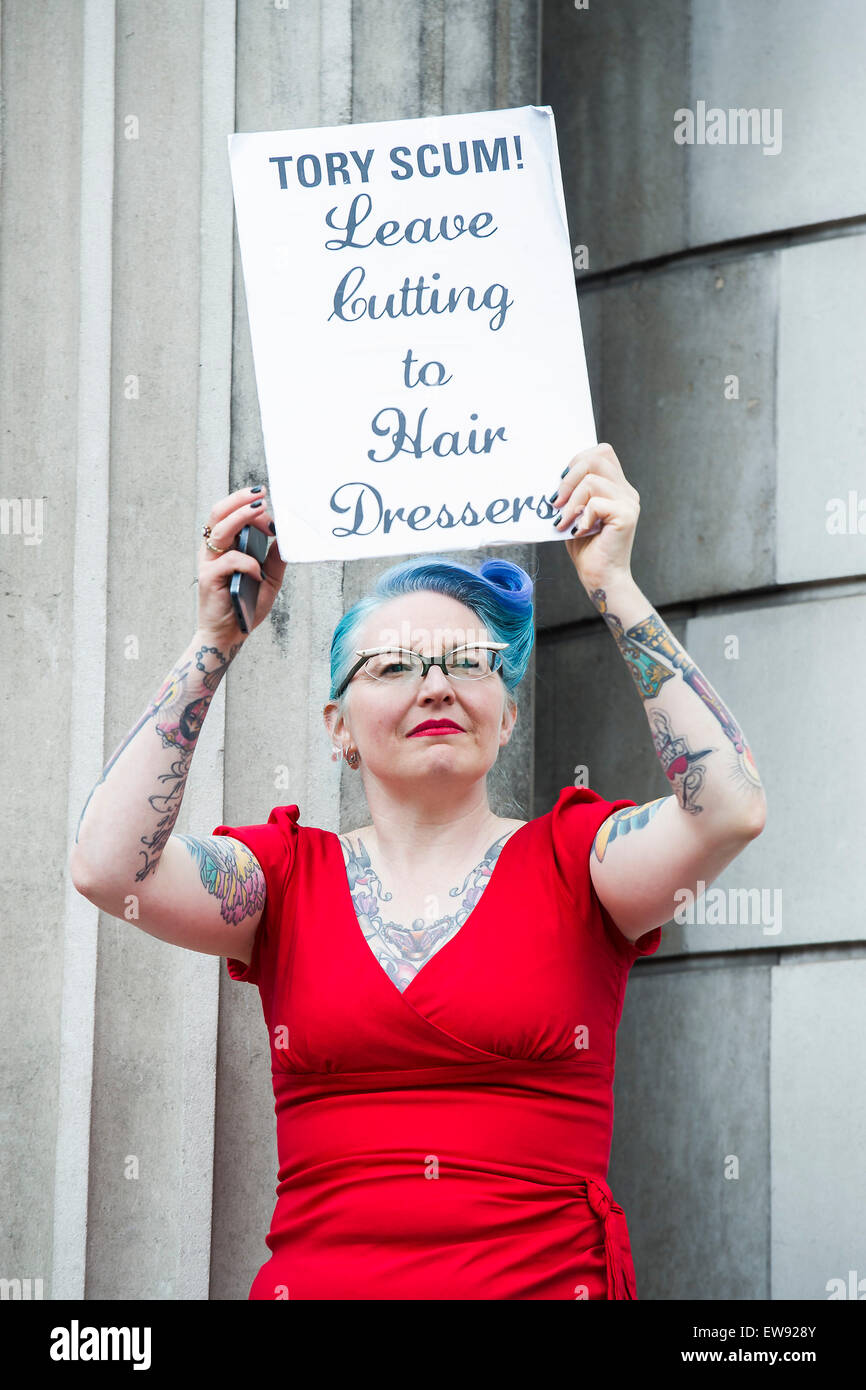 Blue rinse hair hi-res stock photography and images - Alamy