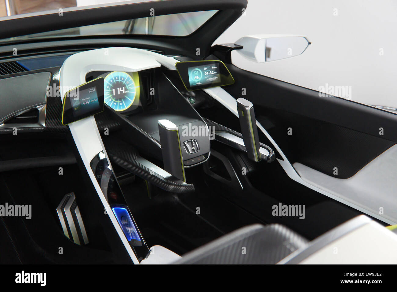 The Honda EV-STER cockpit, revealed at the 2012 Tokyo Auto Salon ...
