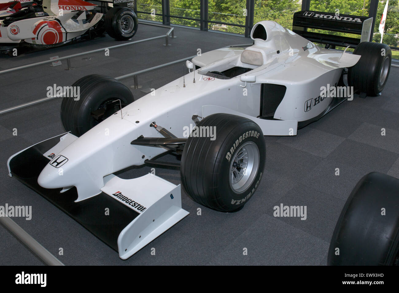 Front-left view of the Honda RA099 Formula One prototype displayed at ...