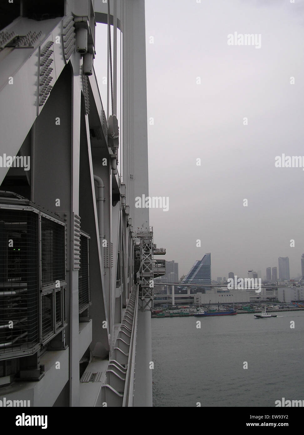 A view of the Rainbow Bridge connecting Tokyo's Shibaura Pier and ...