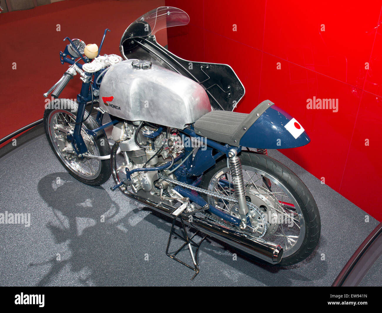 The rear-left view of the Honda RC142, showcased at the 2013 Tokyo ...