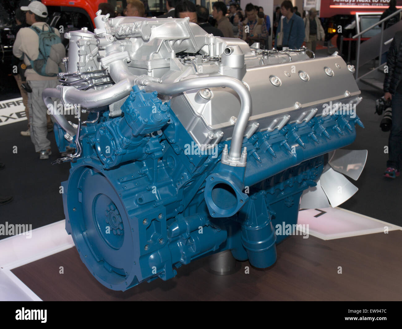 The Isuzu 10TD1 engine, displayed at the 2013 Tokyo Motor Show, a powerful diesel powertrain ...