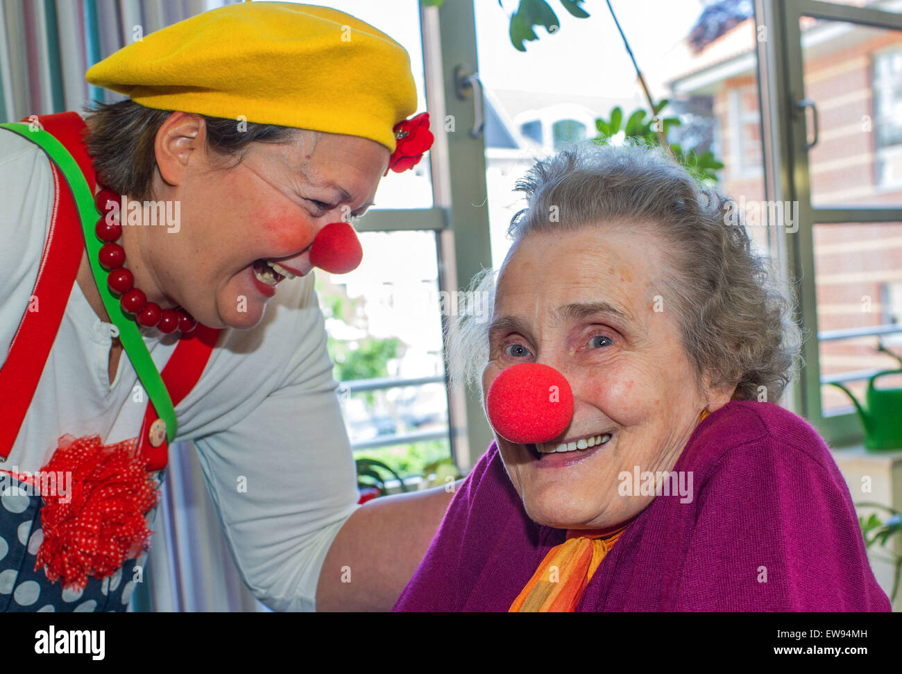 Schwerin, Germany. 05th June, 2015. Hospital clown 'Kiki' (Kerstin Daum ...