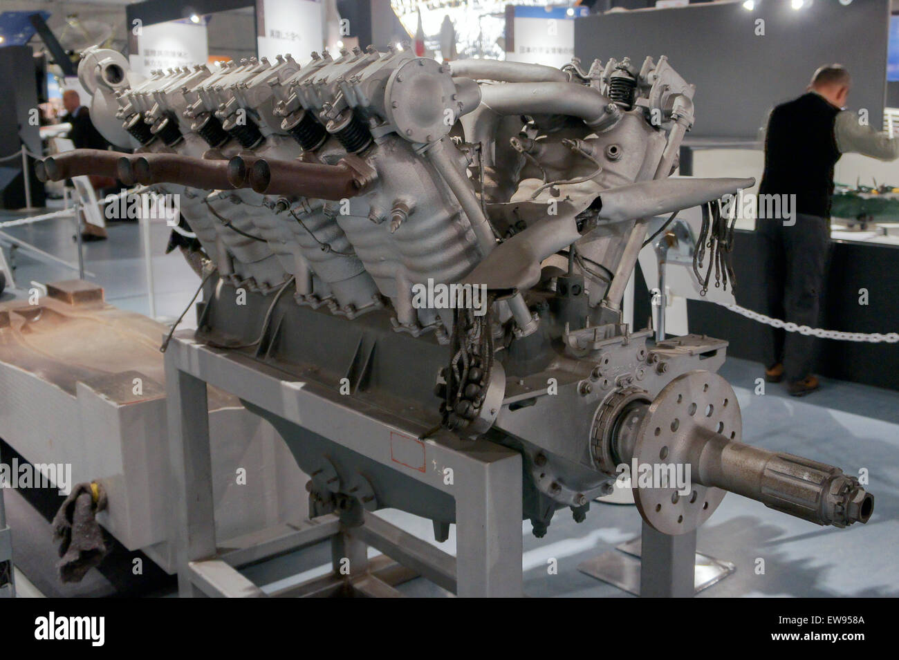 The front-right view of the Lorraine 400hp aircraft engine, displayed ...