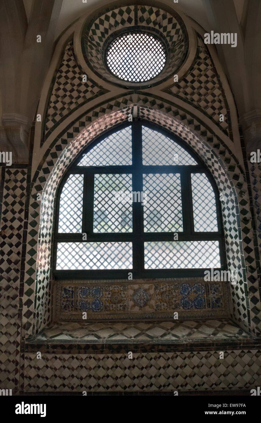 Details decorative azulejo tile hi-res stock photography and images - Alamy