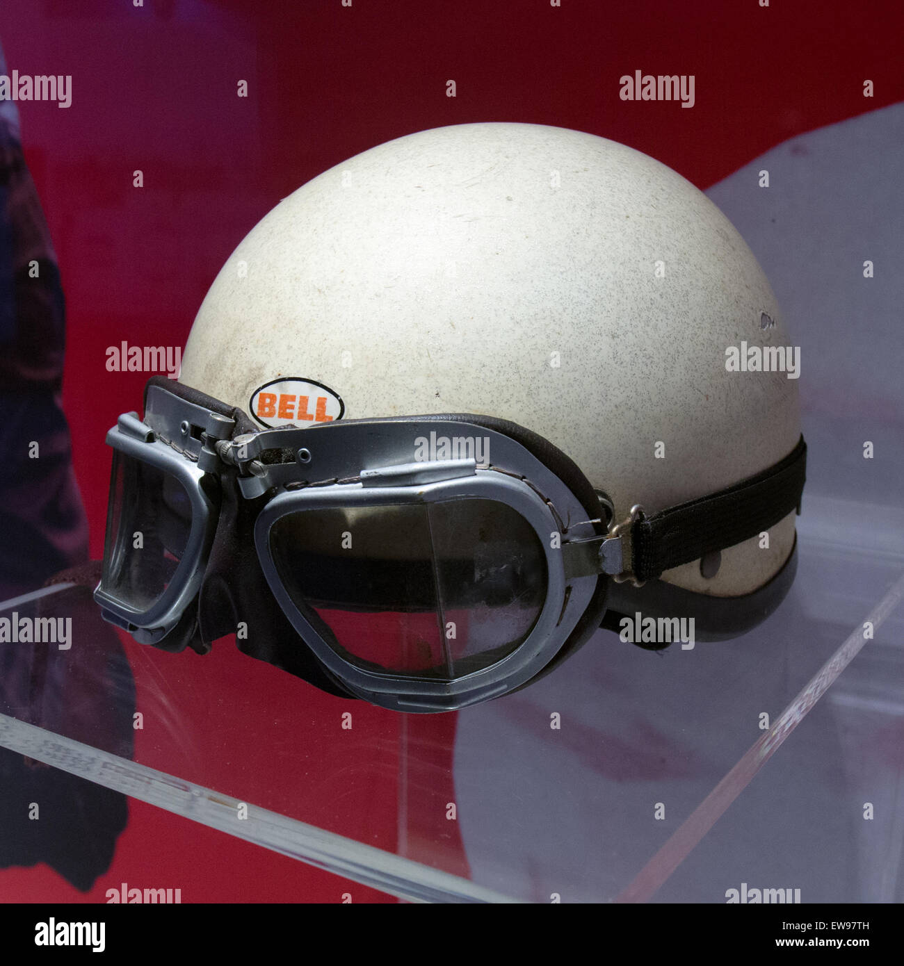 Phil Hill's helmet and racing goggles, displayed at Museo Ferrari ...