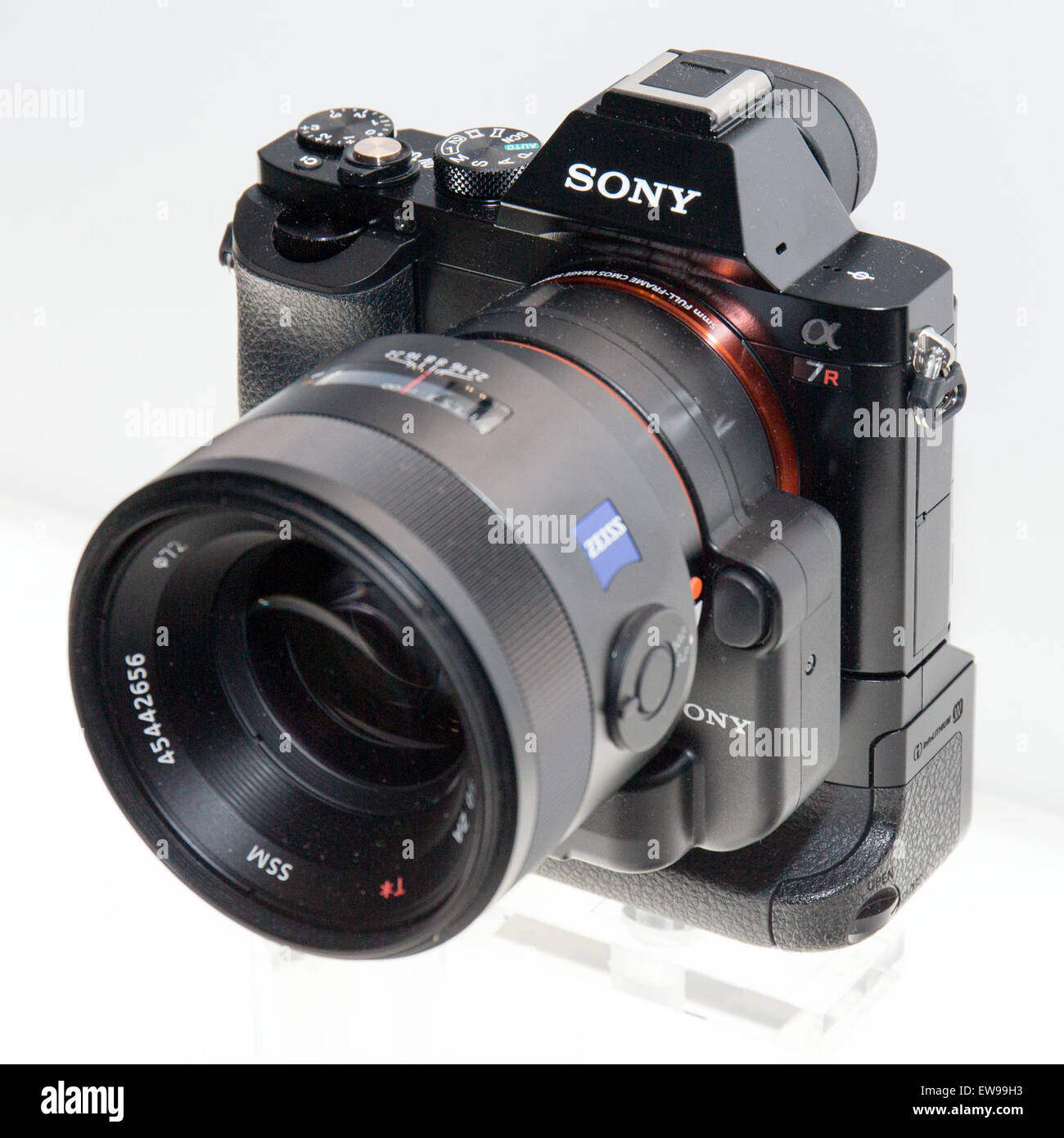 This image shows the Sony Alpha ILCE-7R camera grip, a feature of the ...