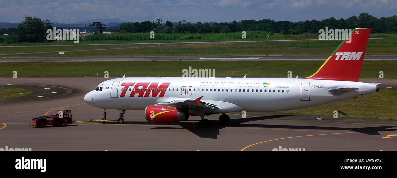 A TAM Airlines Airbus A320-200 seen at Curitiba’s Afonso Pena ...