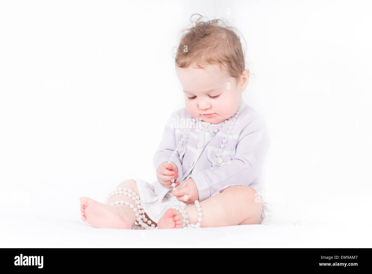 Baby pearls hi-res stock photography and images - Alamy