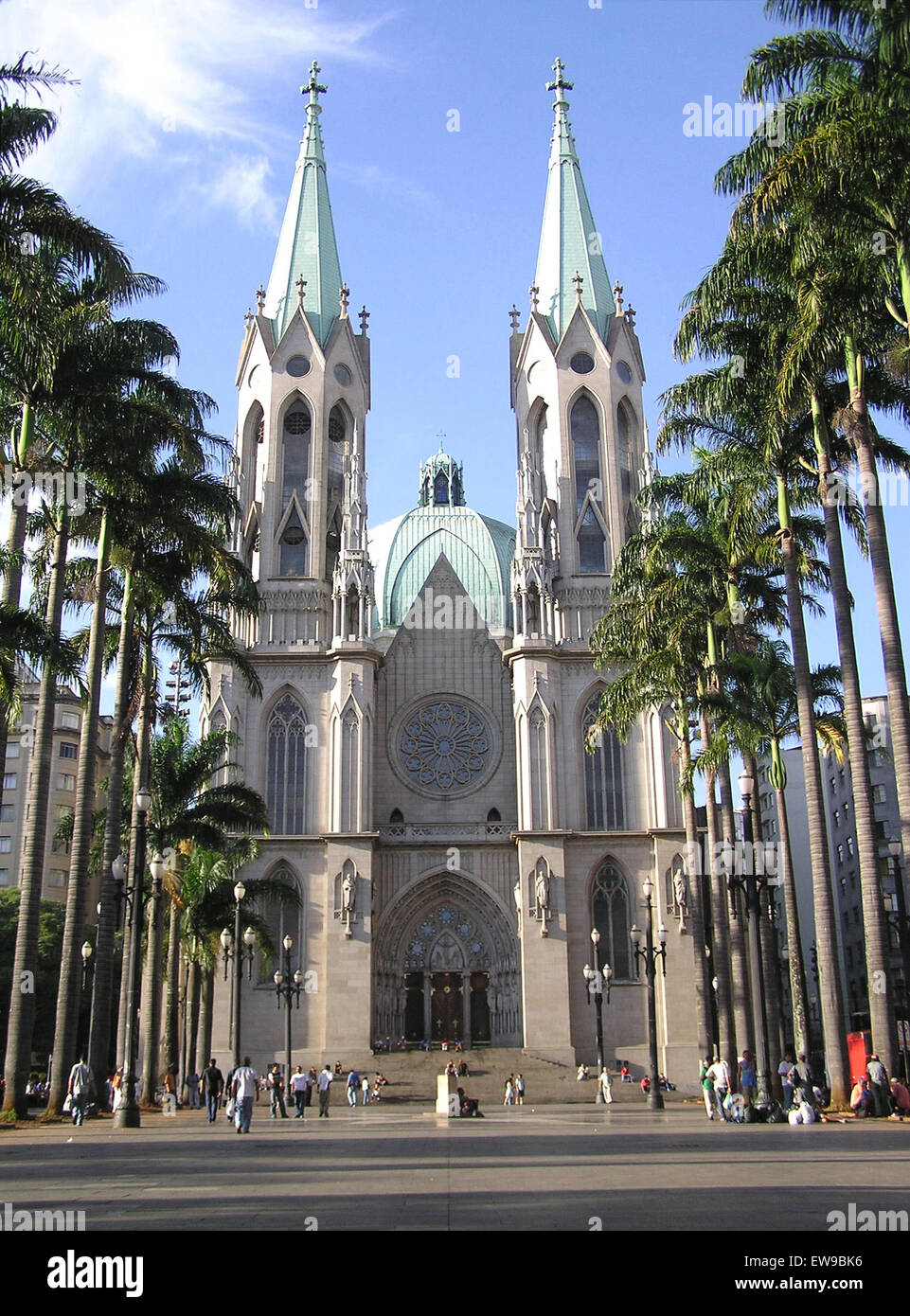 Impressive gothic architecture in hi-res stock photography and images ...