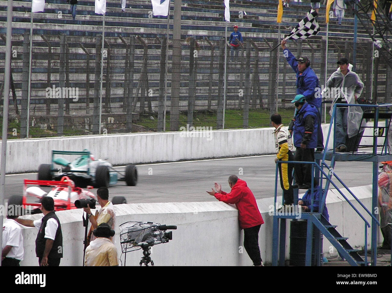 The *Chequered Flag Formula 3 Latin-America 2* race features high-speed ...