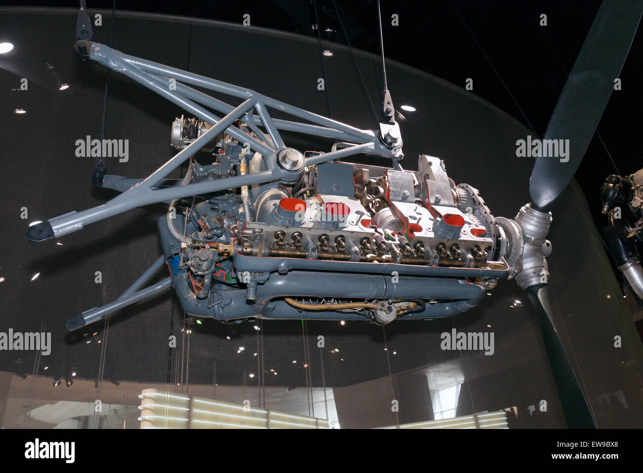 Daimler DB 601 engine right Mercedes-Benz Museum Stock Photo - Alamy