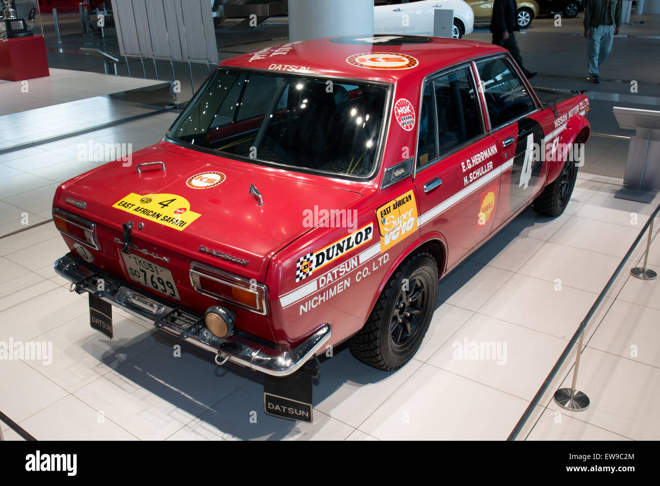 Datsun Bluebird Race