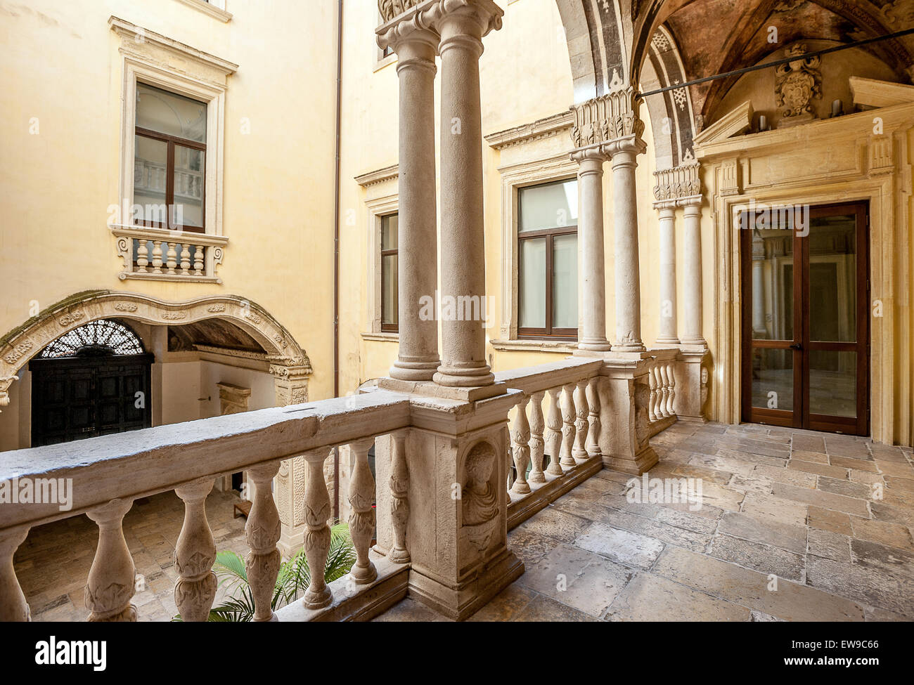Palazzo marra hi-res stock photography and images - Alamy