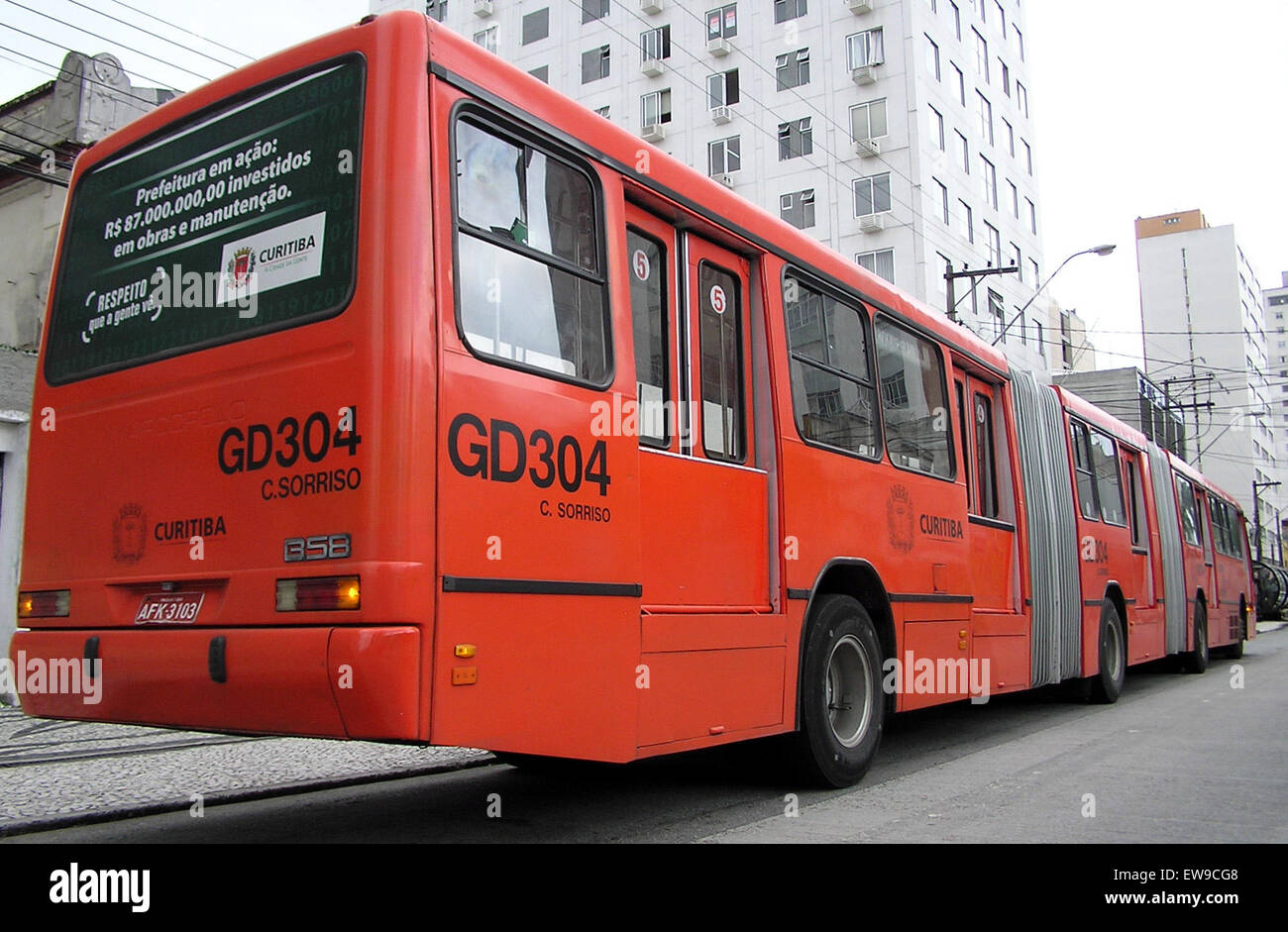 Curitiba brazil bus rapid transit hi-res stock photography and images ...
