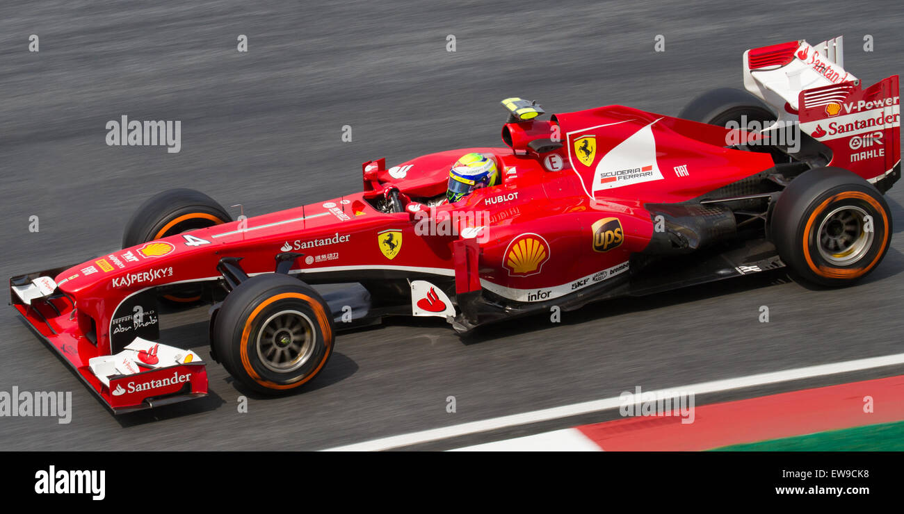 Photo captures fast paced hi-res stock photography and images - Alamy