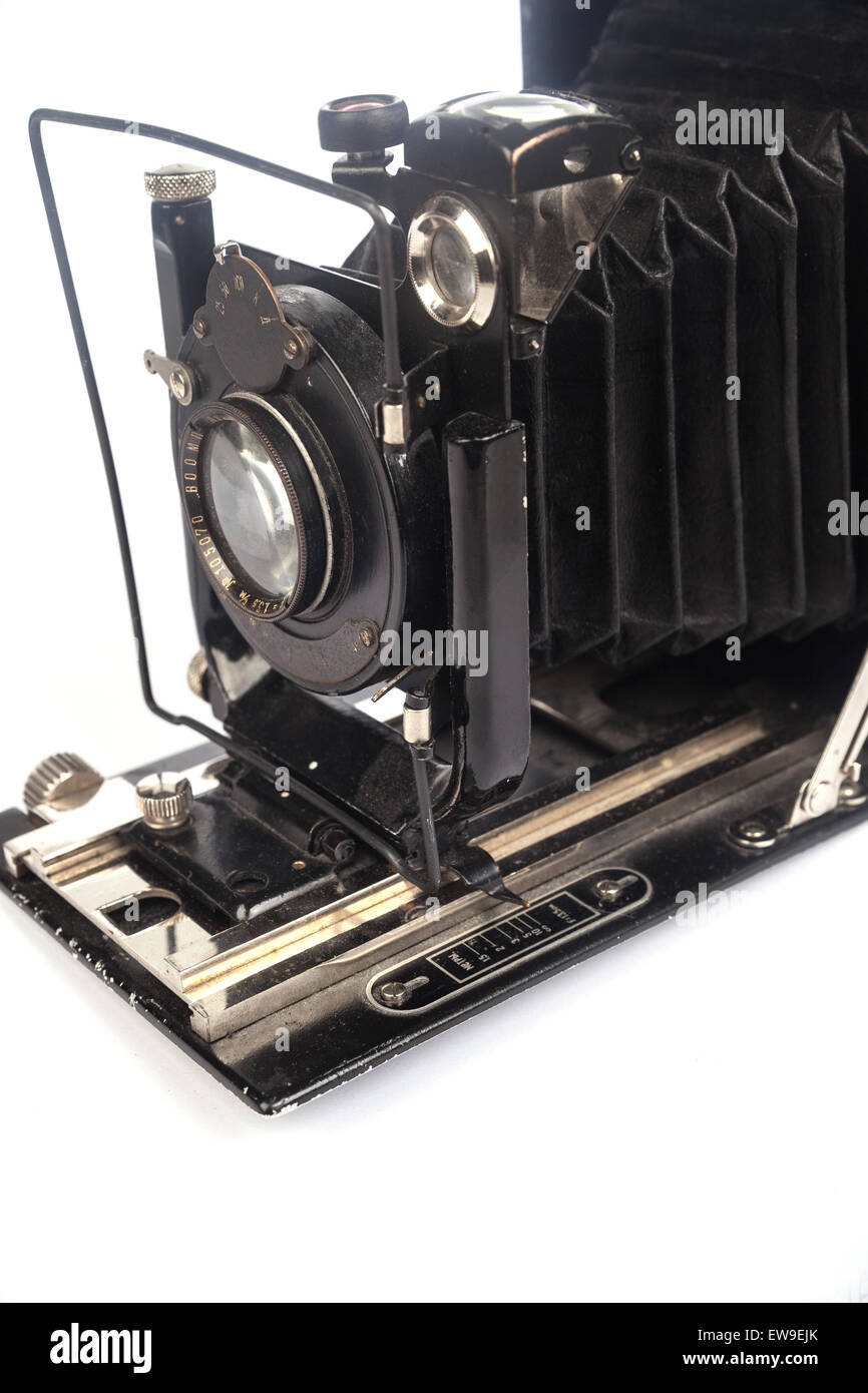 old fashioned vintage film camera isolated Stock Photo - Alamy