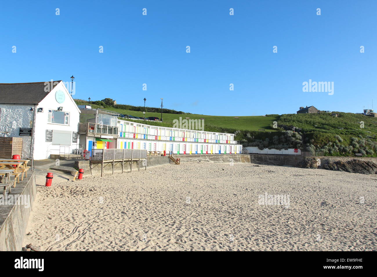 Cornish beaches hi-res stock photography and images - Alamy