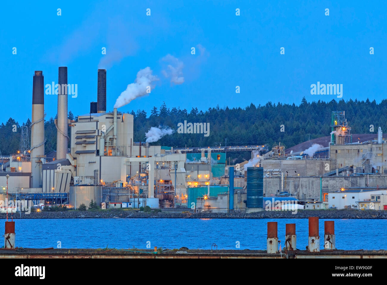 Harmac pulp mill hi-res stock photography and images - Alamy