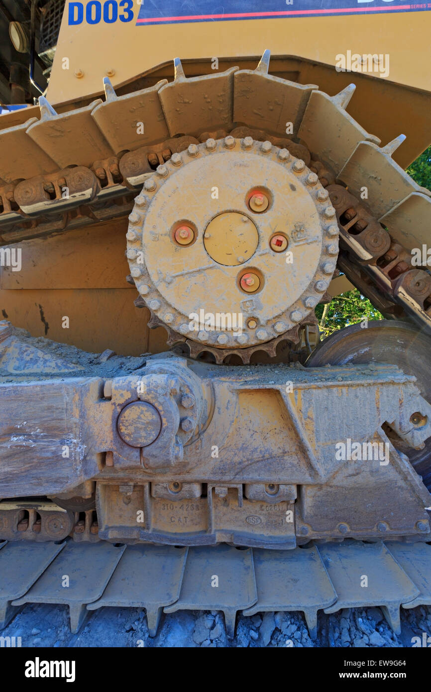 Bulldozer tracks hi-res stock photography and images - Alamy