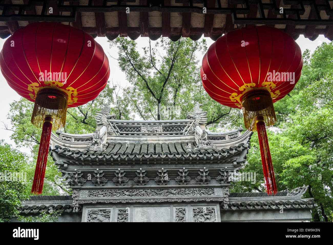 Rooftops shanghai china hi-res stock photography and images - Alamy