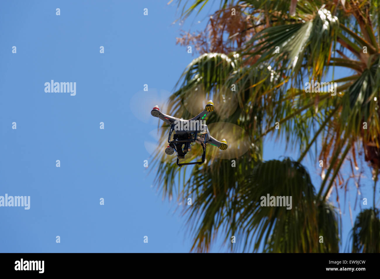 Camera flies hi-res stock photography and images - Alamy