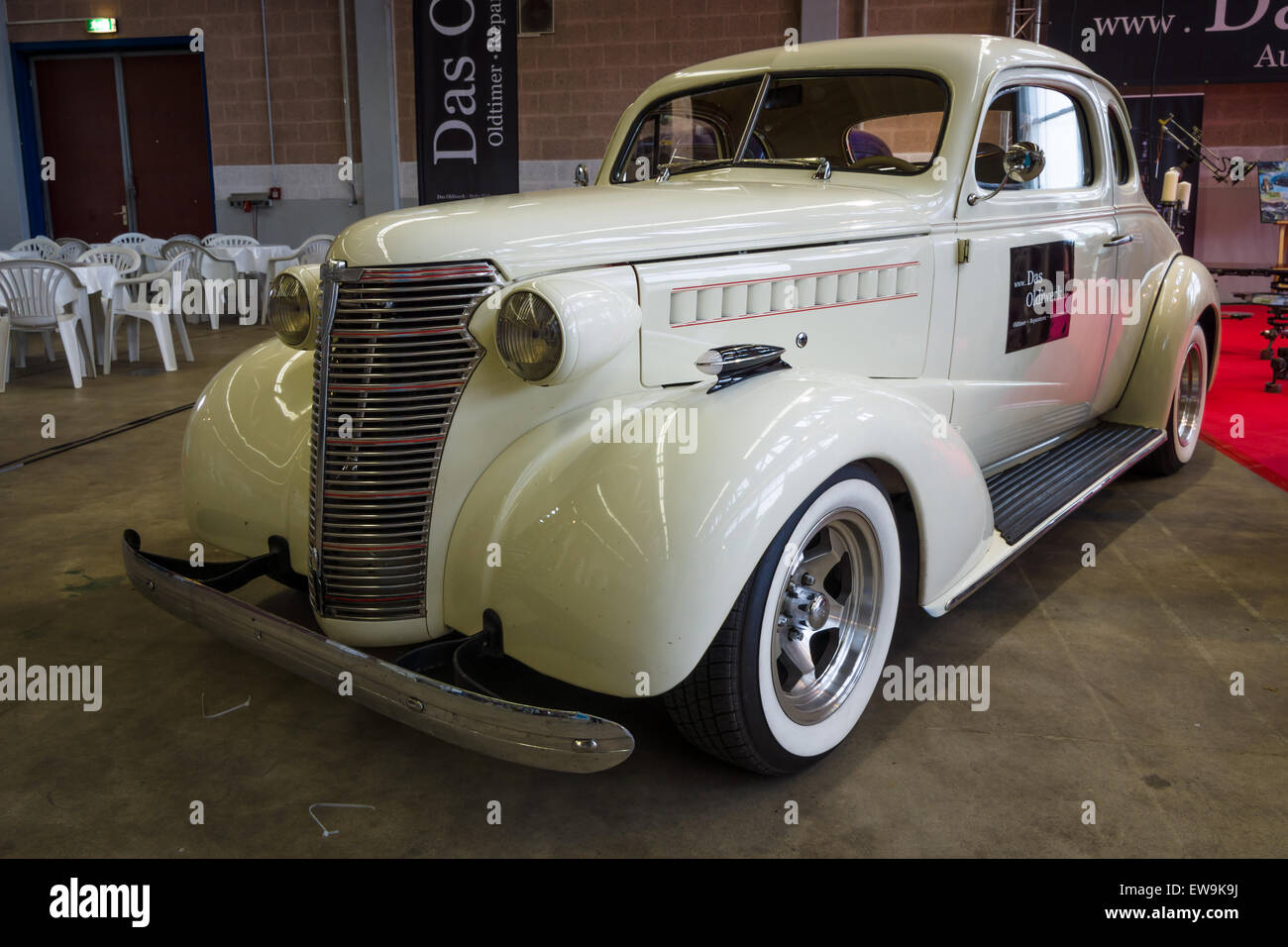 Car master hi-res stock photography and images - Alamy