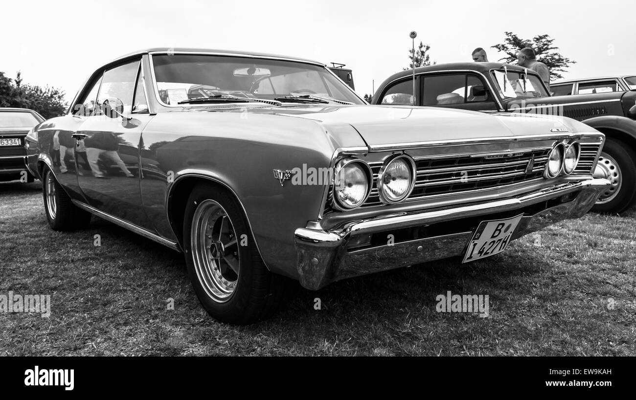 Mid-size car Chevrolet Chevelle (First generation Stock Photo - Alamy