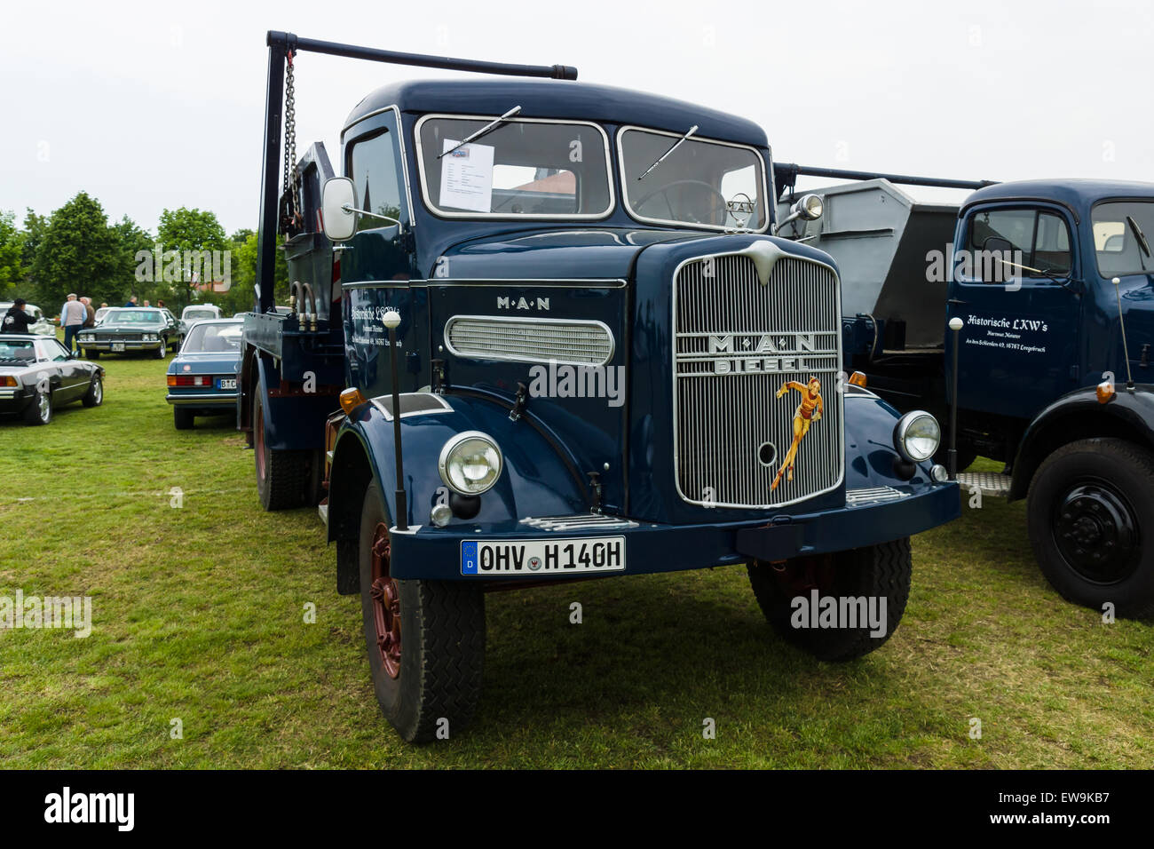 Vintage man truck hi-res stock photography and images - Alamy