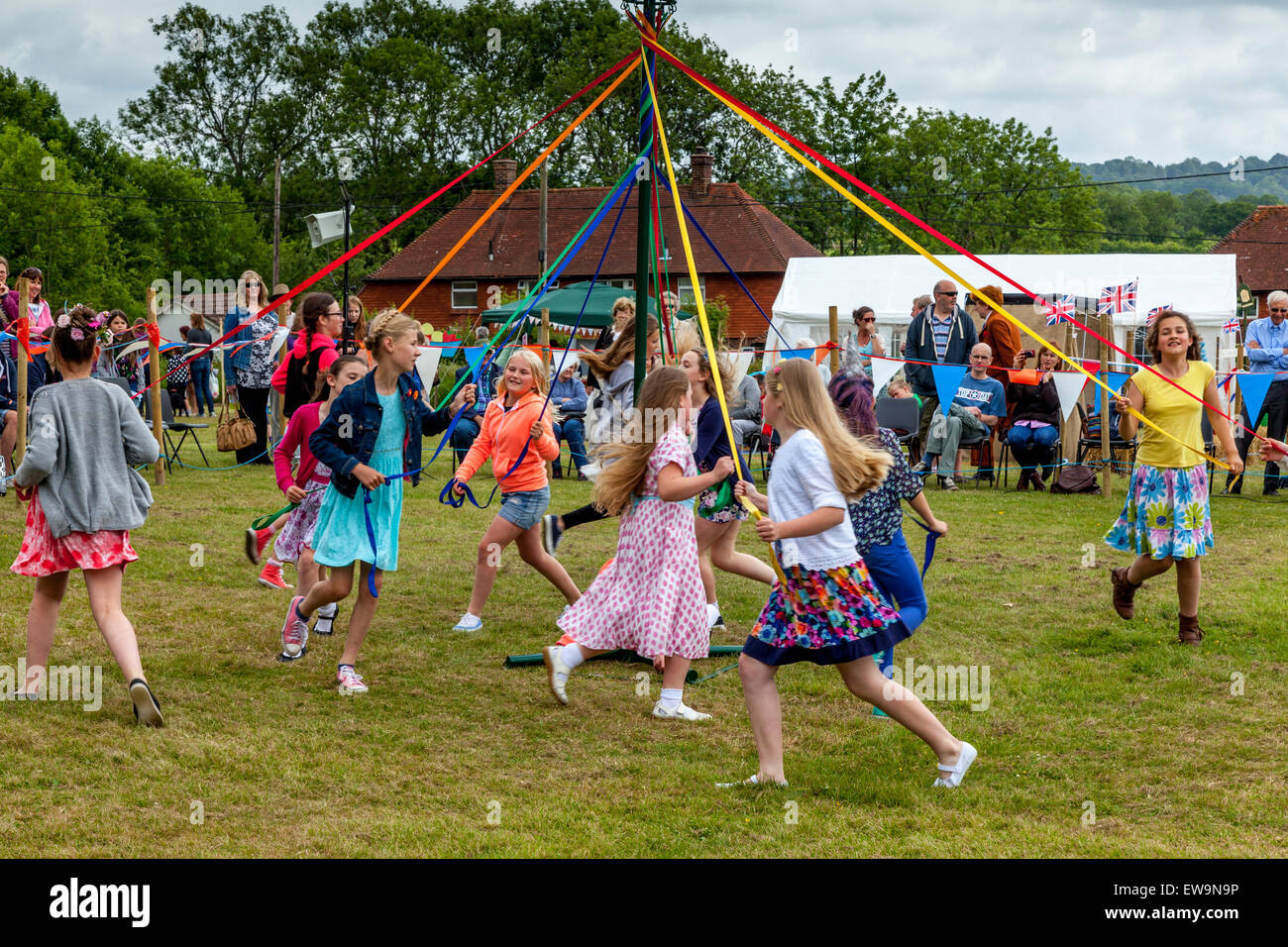 Traditional Maypole Dancing, High Hurstwood Fete, High Hurstwood ...
