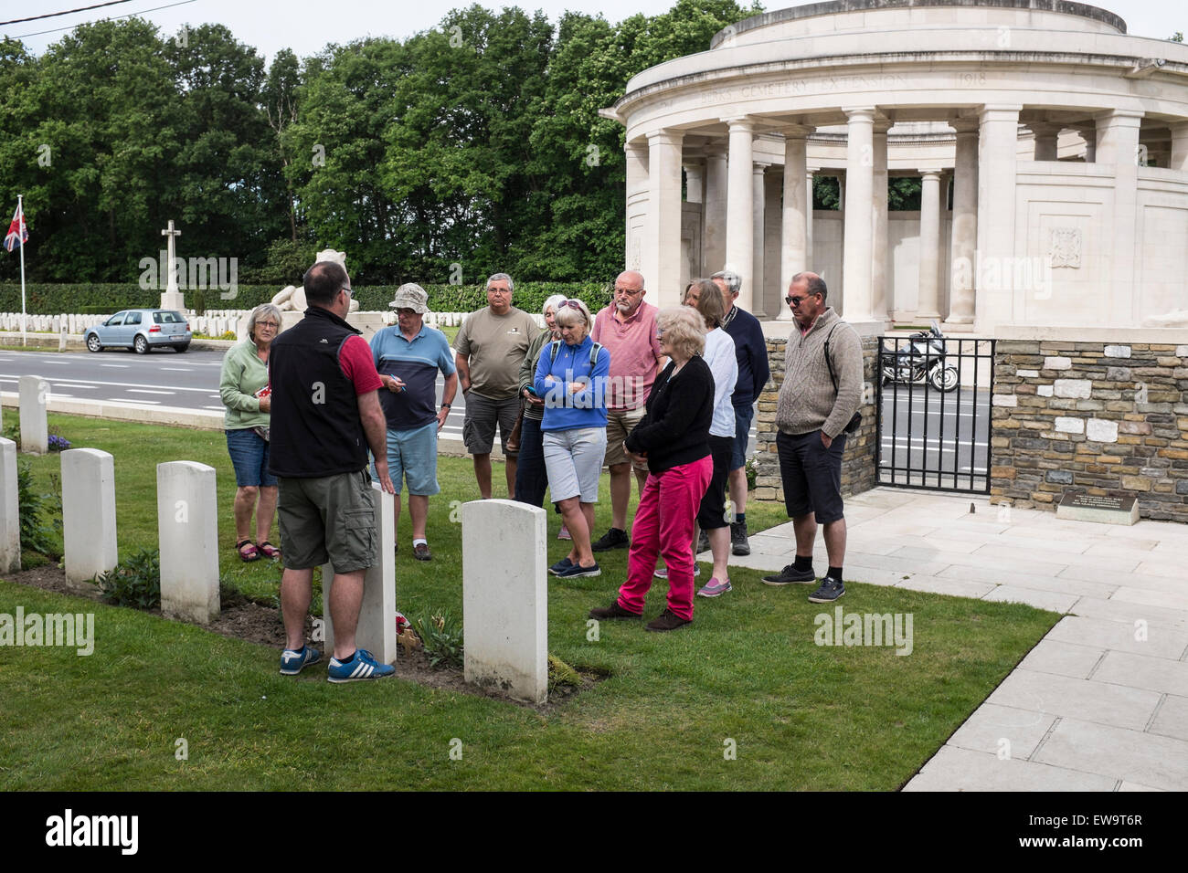 World war 1 battlefield tours hi-res stock photography and images - Alamy