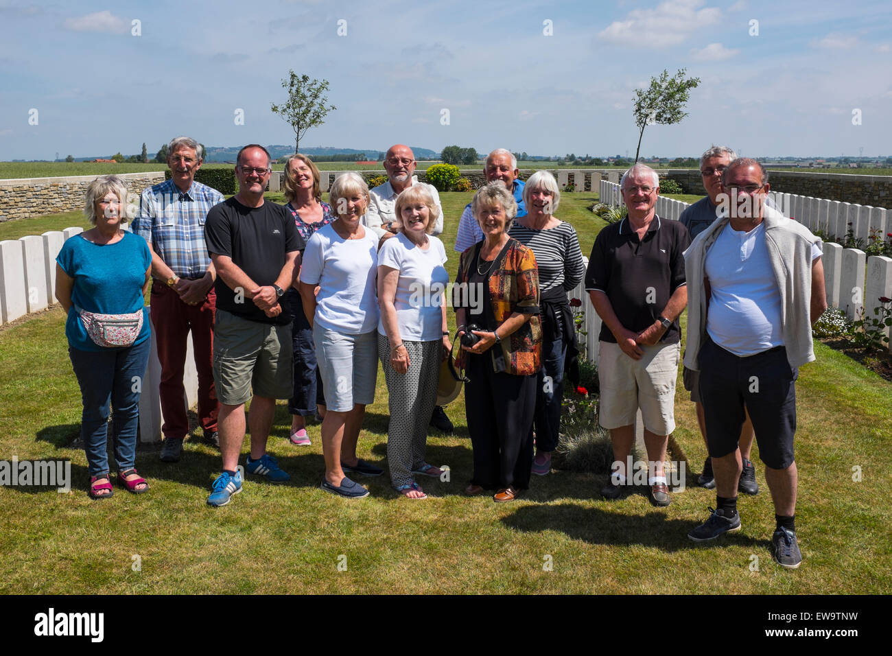 World war 1 battlefield tours hi-res stock photography and images - Alamy