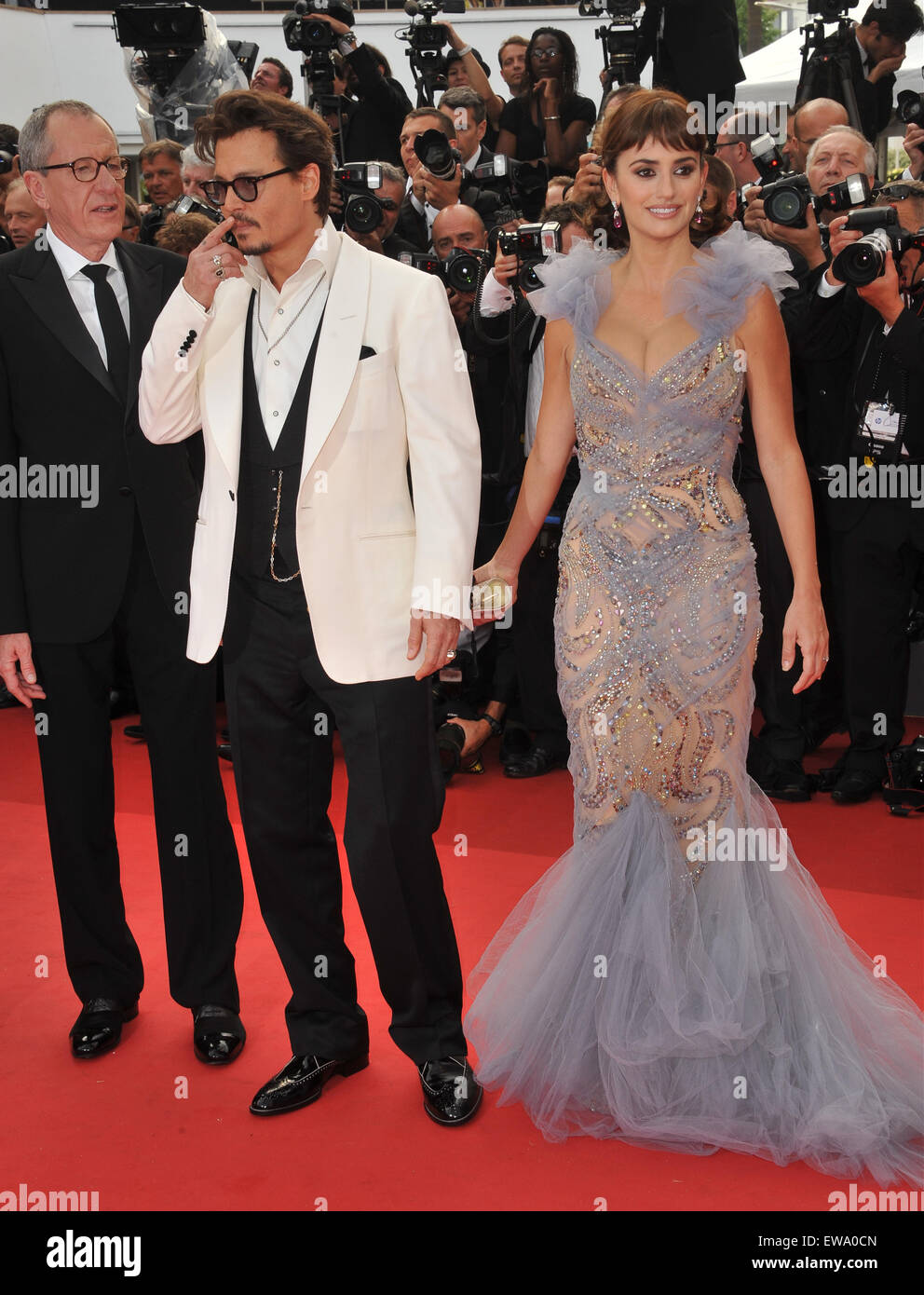 CANNES, FRANCE - MAY 14, 2011: Johnny Depp, Penelope Cruz & Geoffrey ...