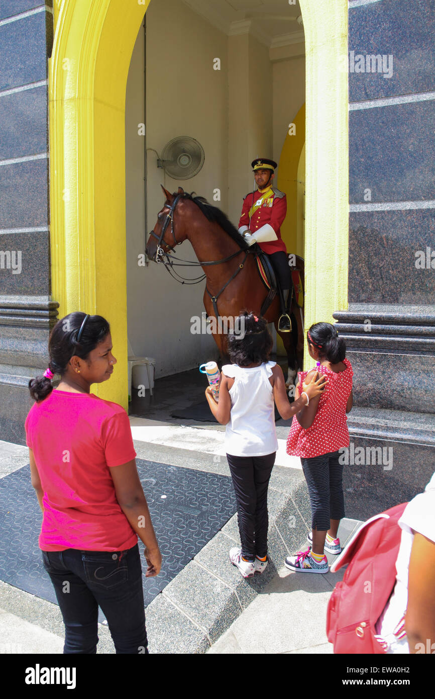 Child castle guard hi-res stock photography and images - Alamy