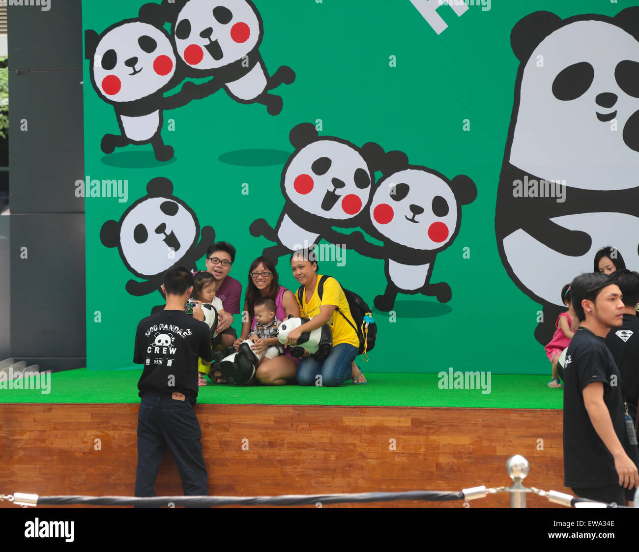 Wwf campaign hi-res stock photography and images - Alamy