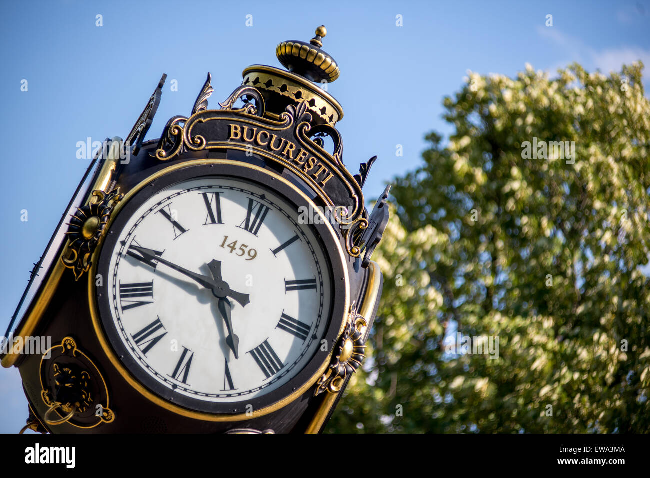Clock in the Romanian capital city of Bucharest Stock Photo - Alamy