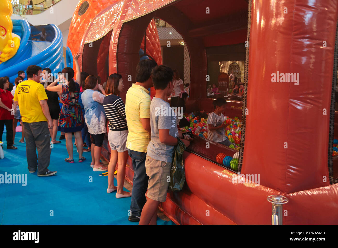 Cartoon ball pit hi-res stock photography and images - Alamy