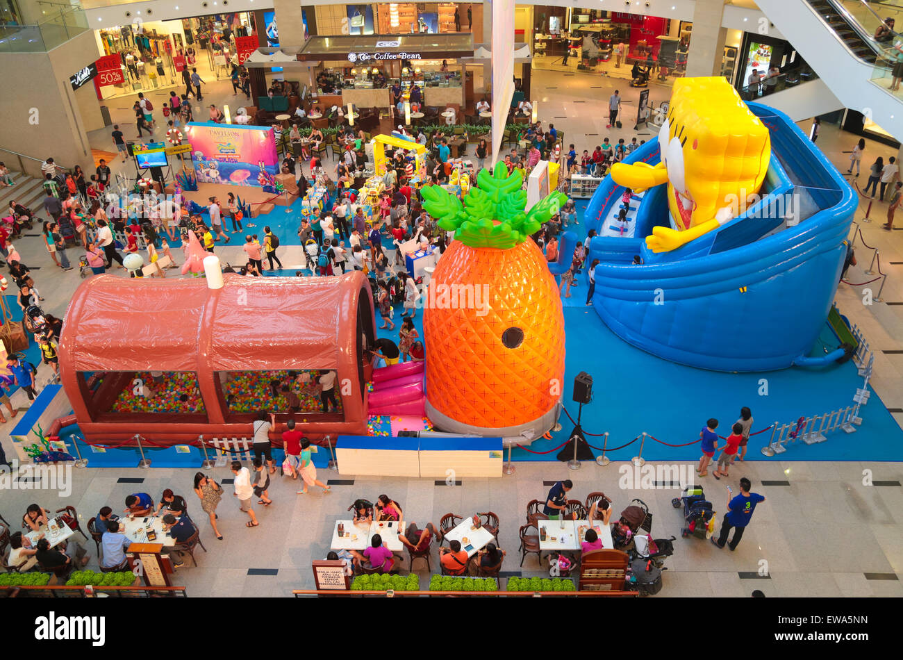 Crowd at the Spongebob promotion ground at Pavillion Shopping mall ...