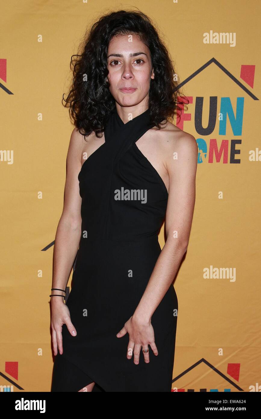 Roberta Colindrez High Resolution Stock Photography and Images - Alamy