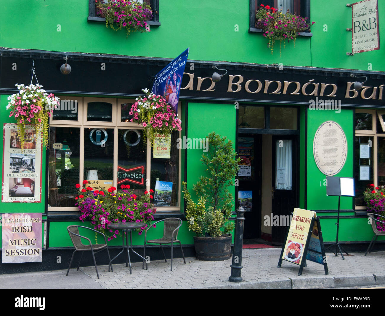 Cahersiveen restaurant hi-res stock photography and images - Alamy