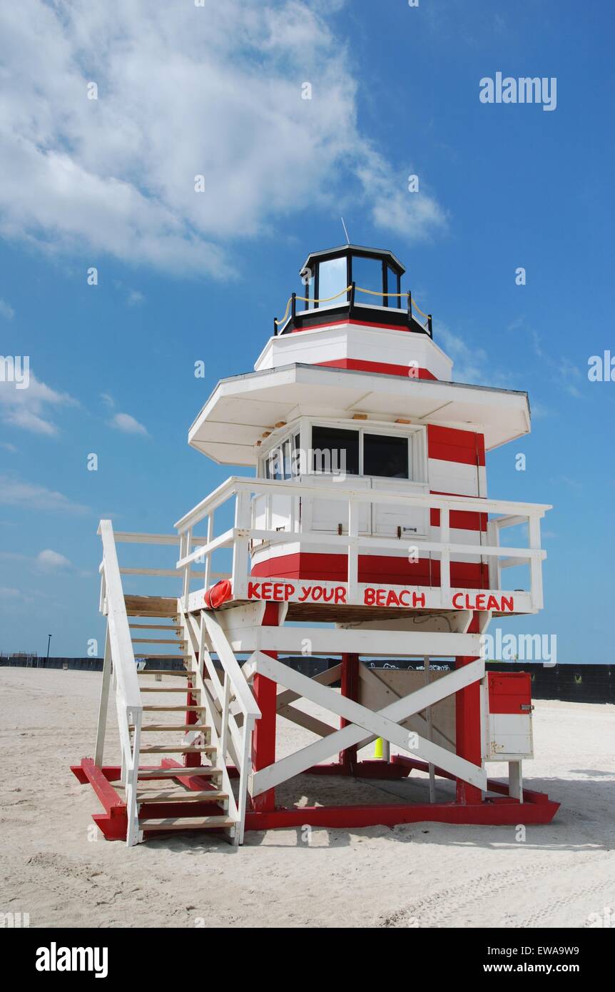 Red and white art deco lifeguard station, South Beach, Miami, Florida ...